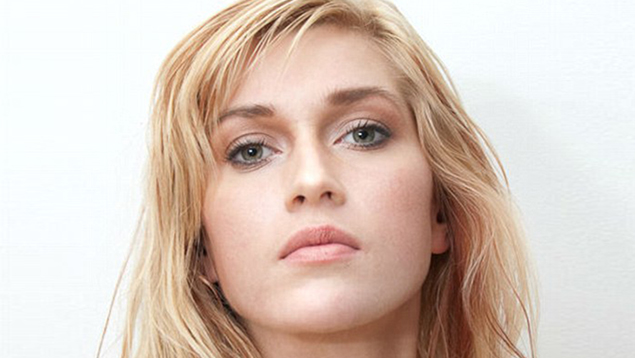 Model Spends US$120,000 On 15 Surgeries And Has SIX Ribs Removed To ...