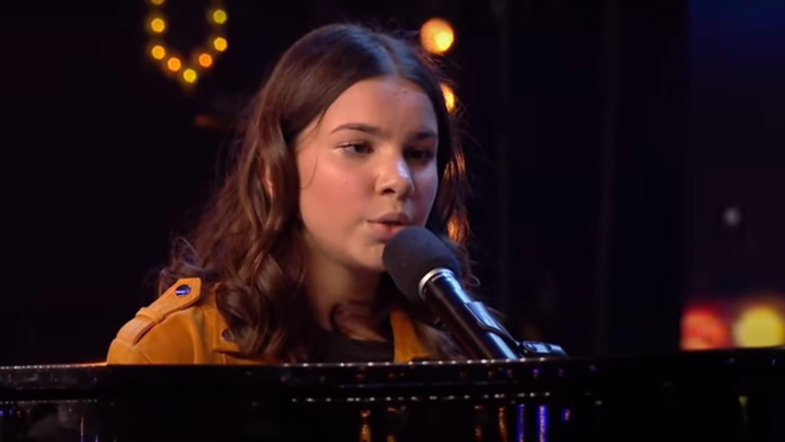 14-year-old blind singer leaves Britain's Got Talent judges in tears ...