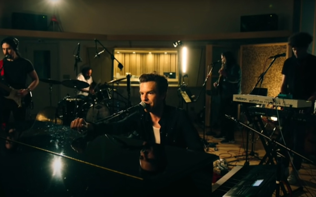 The Killers perform sensational live cover of Icehouse's 'Electric Blue'
